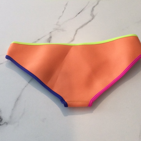 flora vogue | Swim | Flora Vogue Multicolored Bikini Set Small | Poshmark